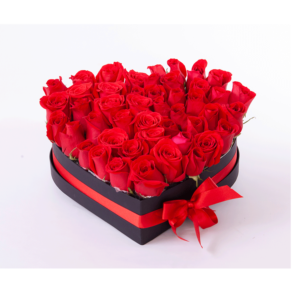 Heart-shaped rose arrangement - order and send for 51 £ with same day ...