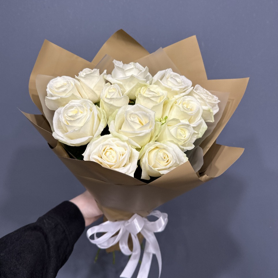 Bouquet 'Secret of Roses' - order and send for 37 $ with same day ...