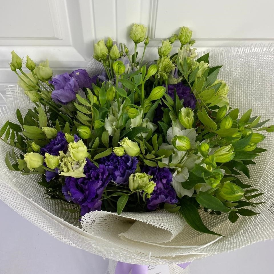 Bouquet 'The magic of light' | Order Flower Bouquets Delivery