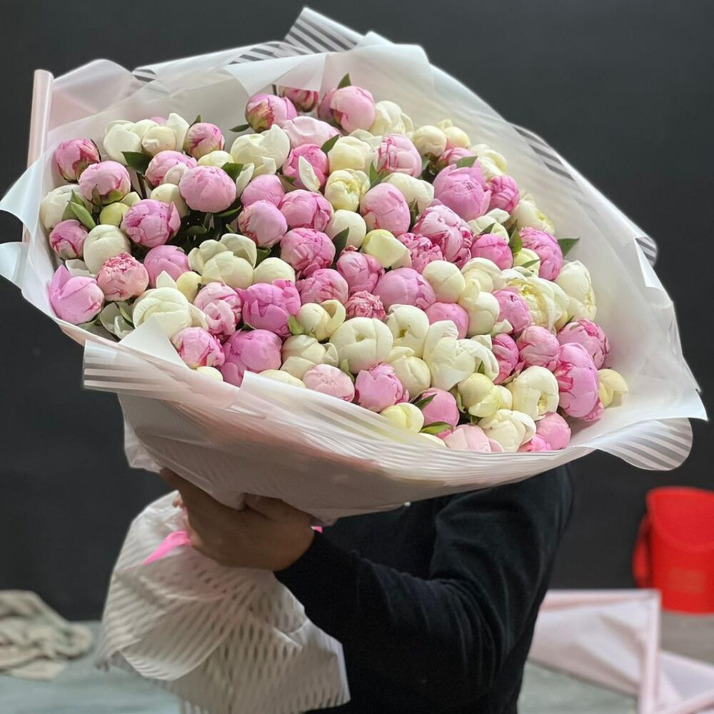Bouquet of 101 Peonies | Order Flower Bouquets Delivery