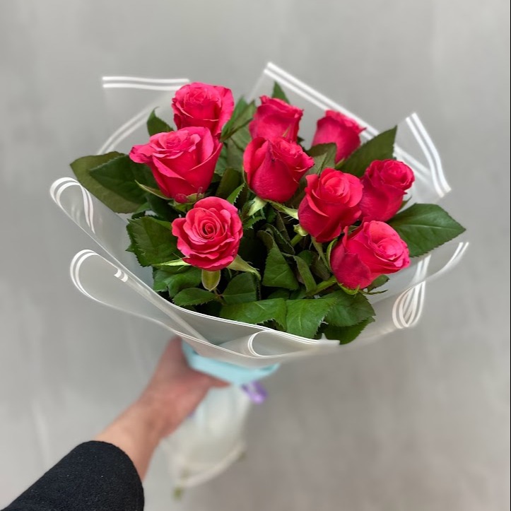 Bouquet 'Well of desires' - order and send for 31 $ with same day ...