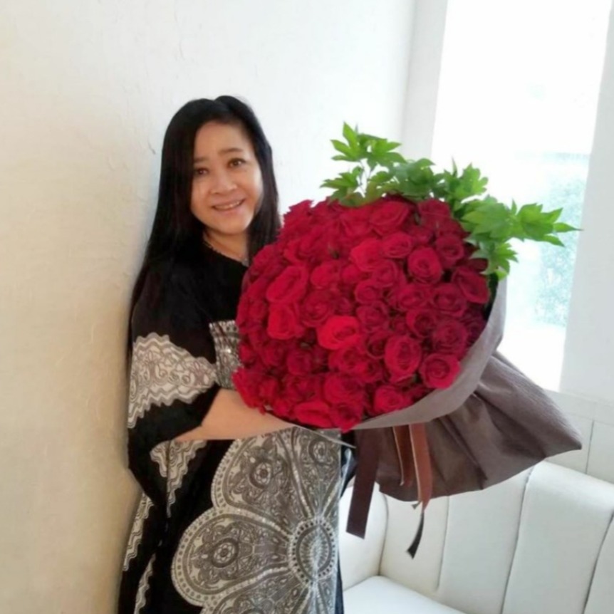 100 roses Bouquet | Order Flower Bouquets Delivery
