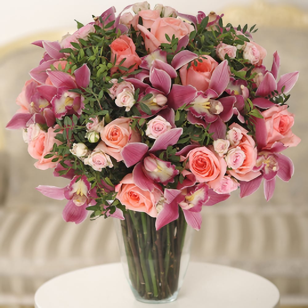 Bouquet 'Favorite extra: Cymbidium Orchids and Roses' Flowers | Flower ...