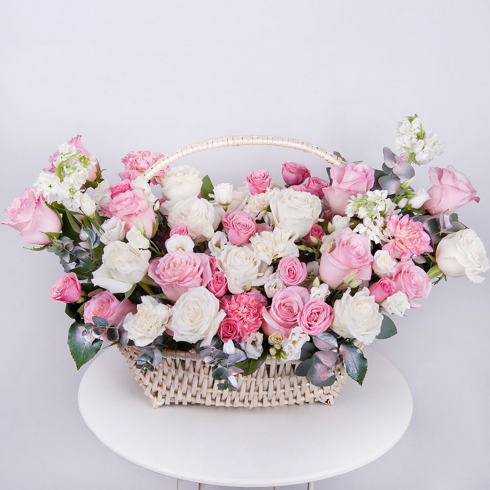 Flower basket 'Sparkling felicity' | Order Flower Bouquets Delivery