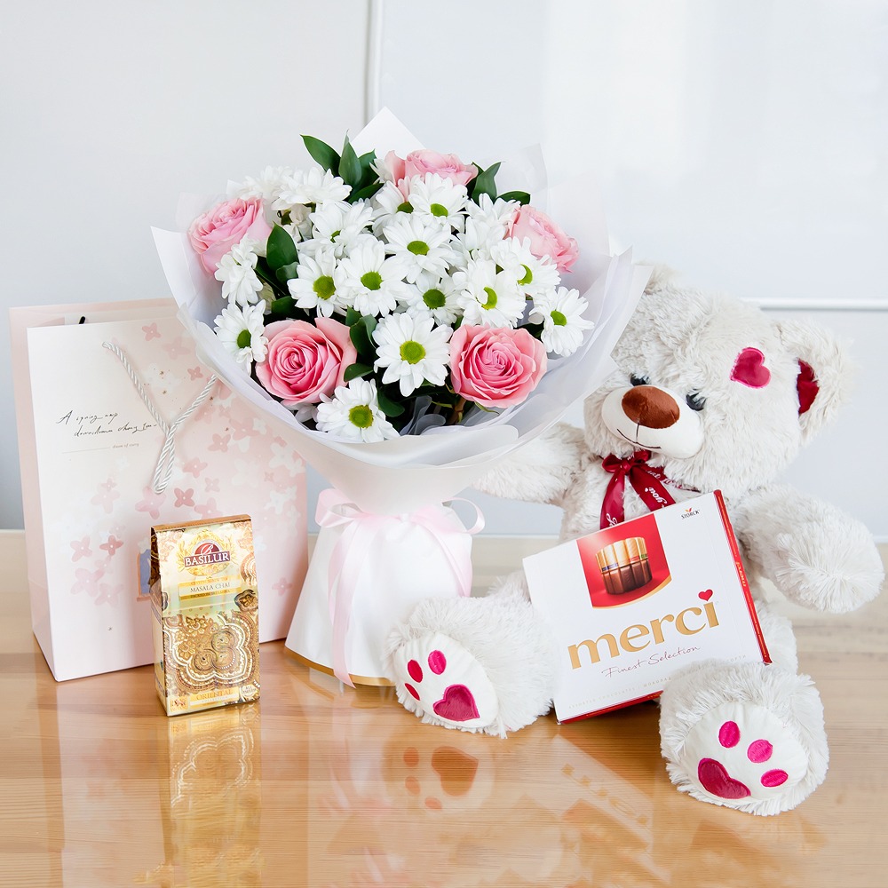 Luftkuss mit Süßigkeiten, Tee und einem Teddybären vershicken ab 102 ...