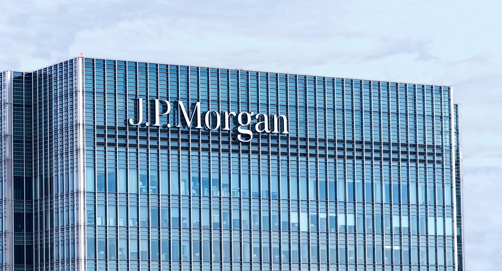 JPMorgan Launches JPMD Deposit Token on Coinbase’s Base Blockchain ...