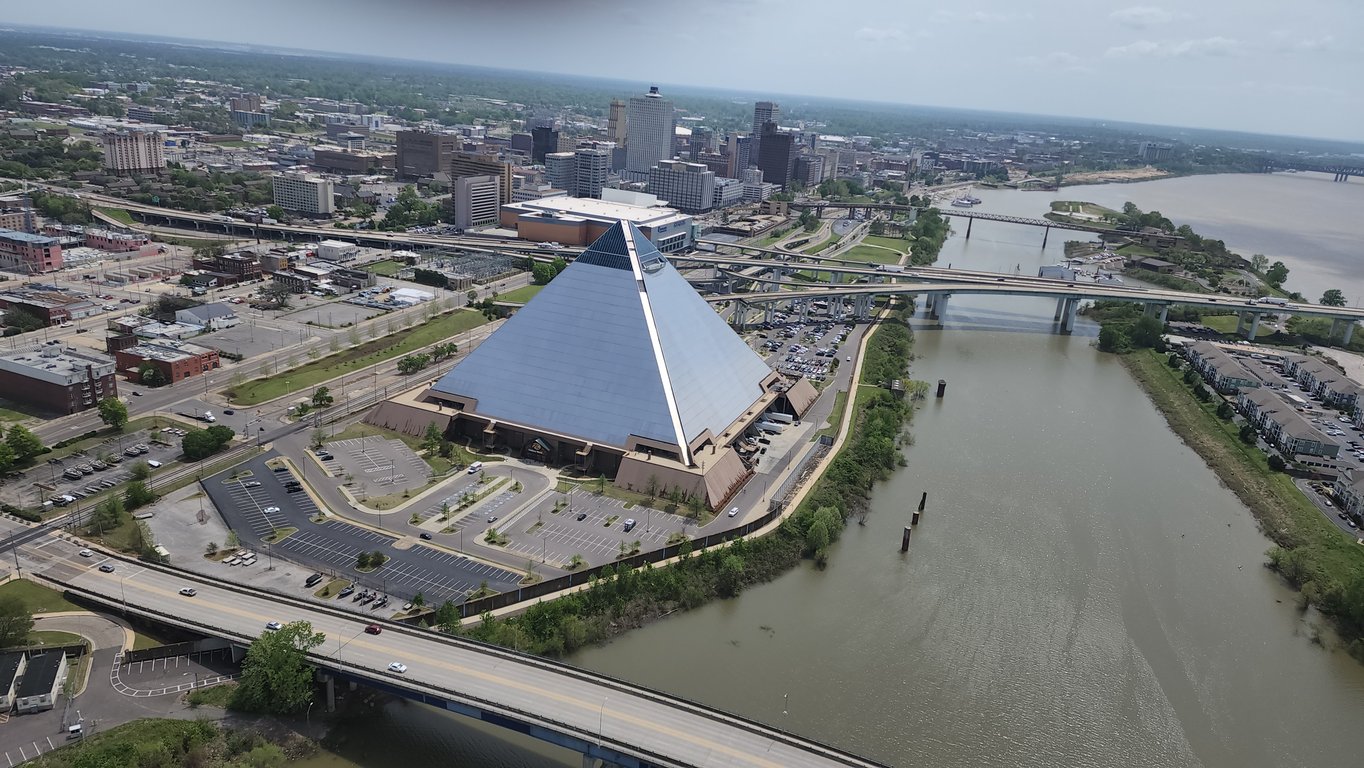 helicopter-tour-memphis-tn-bell-206l4-helicopter