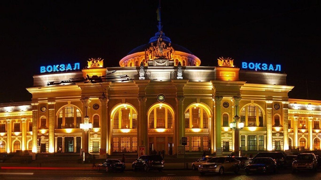 Одеський залізничний вокзал після 1884 року — історичне фото | Новини.live