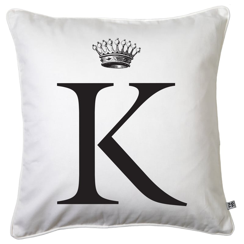 TUYO PRINT Cojín Letras Corona blanco K - 45x45 | falabella.com