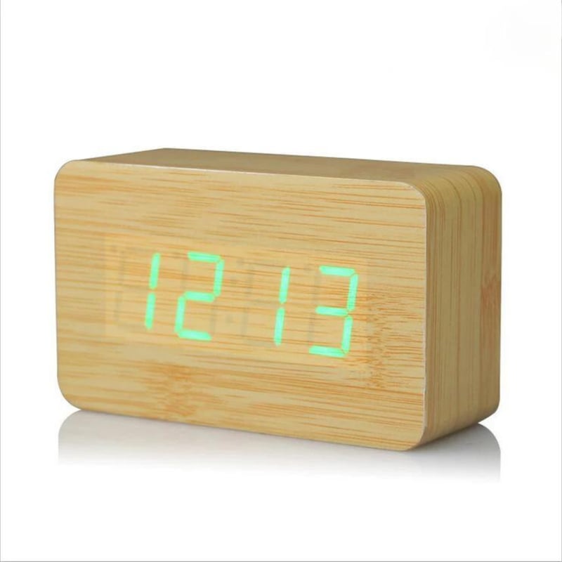 Reloj despertador digital de madera luz led verde | Sodimac - Falabella