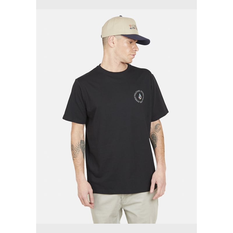 VOLCOM Polera STAR SHIELDS SS TEE Hombre Negro Volcom | falabella.com