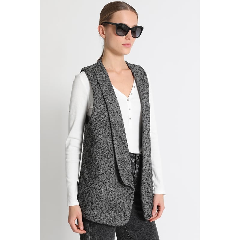 LIOLA Chaqueta Sin Mangas Fantasia Negro Liola | falabella.com