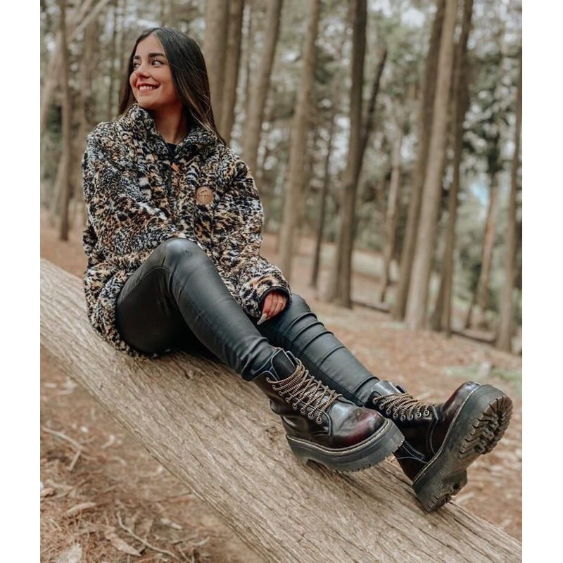 KAZU CAJON DEL MAIPO SPA Middle Corderito Kazu Wild Print Oversize ...