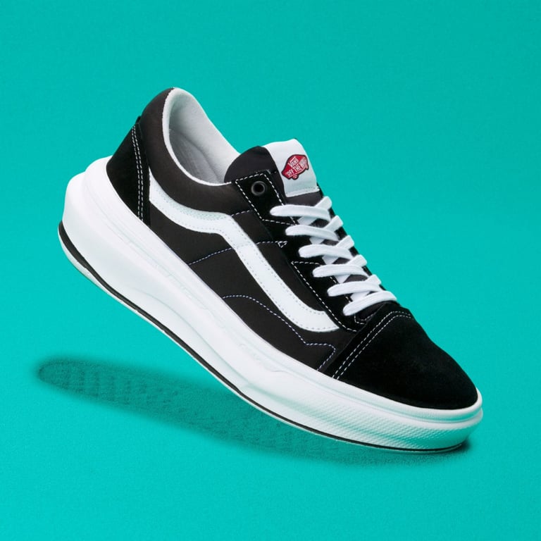 VANS Zapatilla Unisex Ua Old Skool Overt Cc Black/White VANS ...