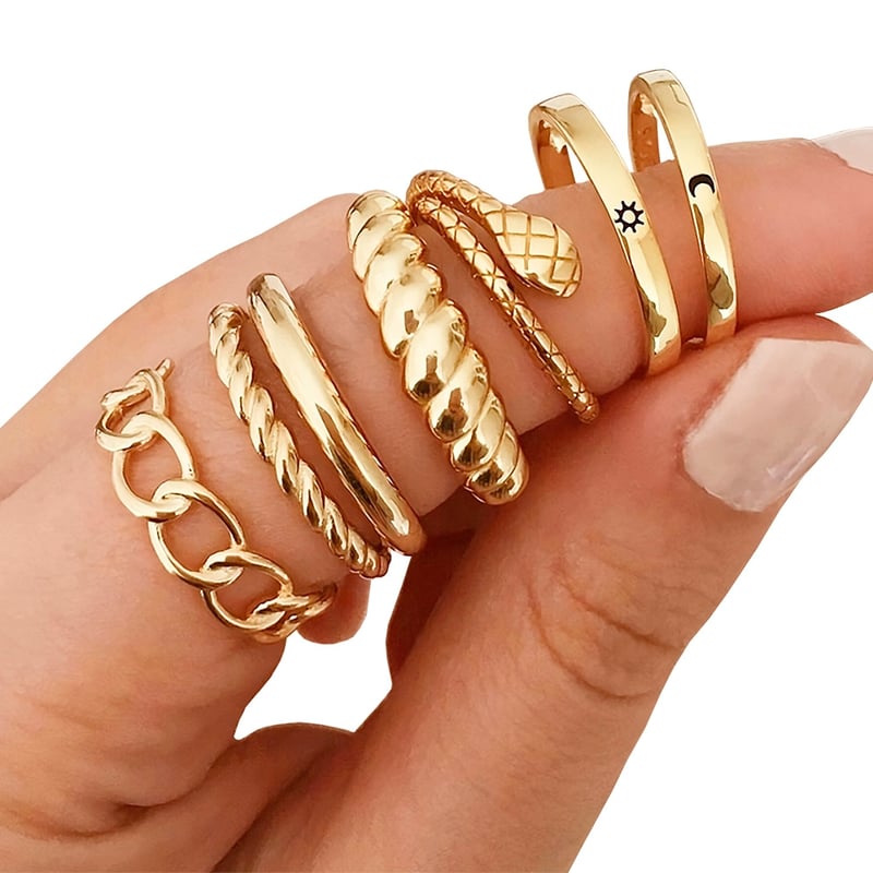 GENERICO Set De 7 Anillos Vintage Dorados Modelo C | falabella.com