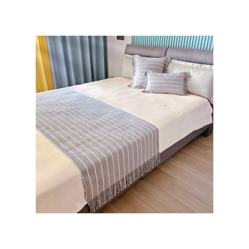 GENERICO Piecera de Cama con Flecos 2 Plazas King - Gris | falabella.com