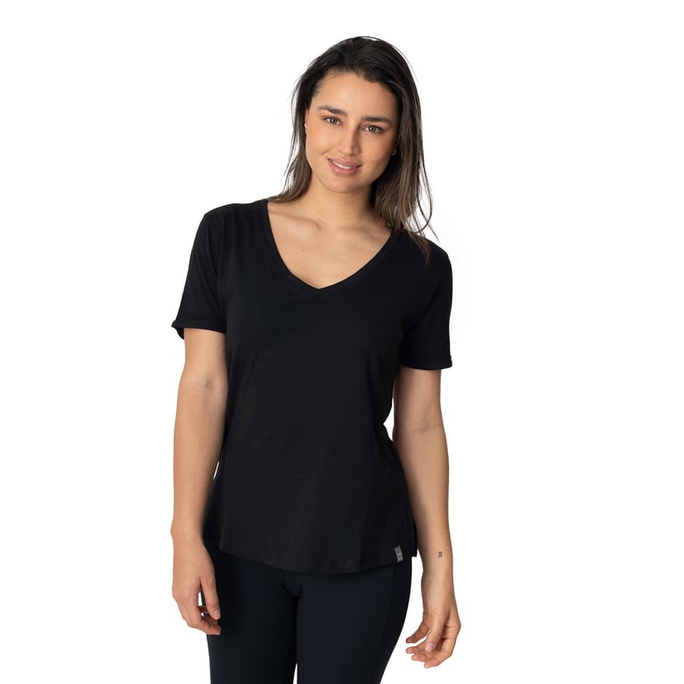 LENGA Polera Tara Escote en V Sustentable Lenga® | falabella.com