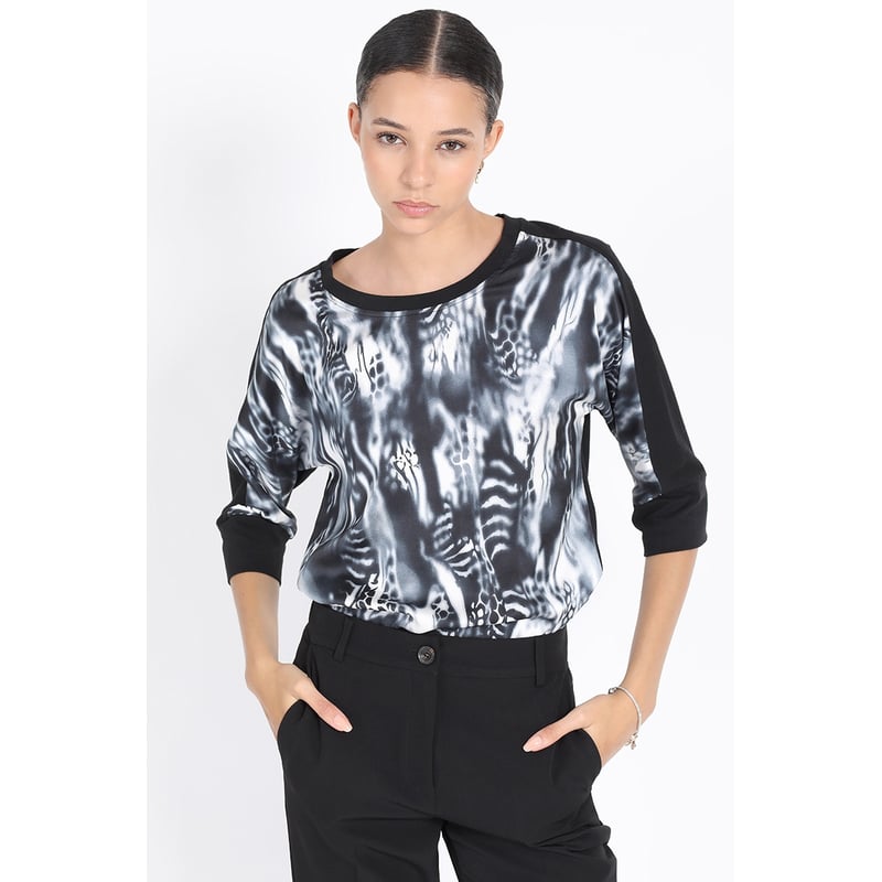 LIOLA Polera Satin Mix Estampada Gris Liola | falabella.com