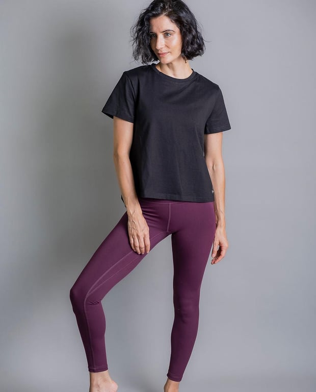 THEA Polera Deportiva Leah Black Mujer Thea Life | falabella.com