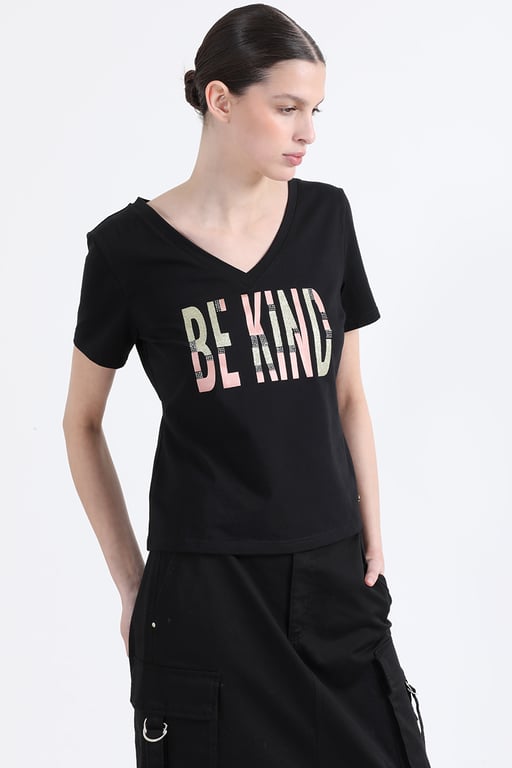 LIOLA Polera Algodón Spandex Texto Negro Liola | falabella.com