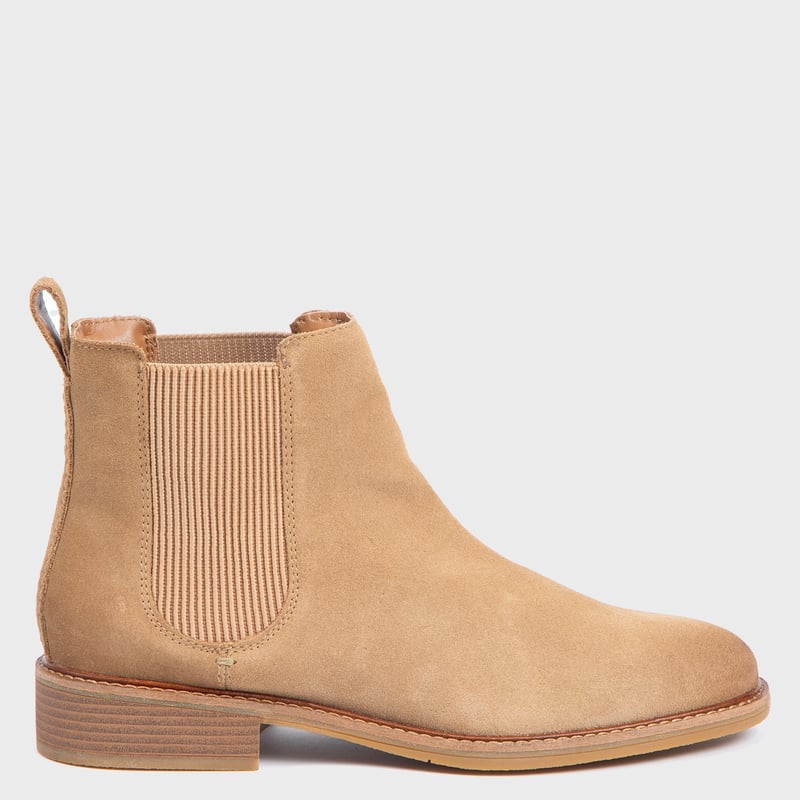 CLARKS Botín Mujer Beige Clarks | falabella.com