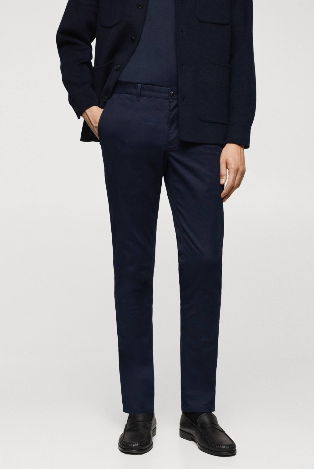MANGO MAN Pantalón Chino Slim Fit Sarga Hombre Mango Man | falabella.com