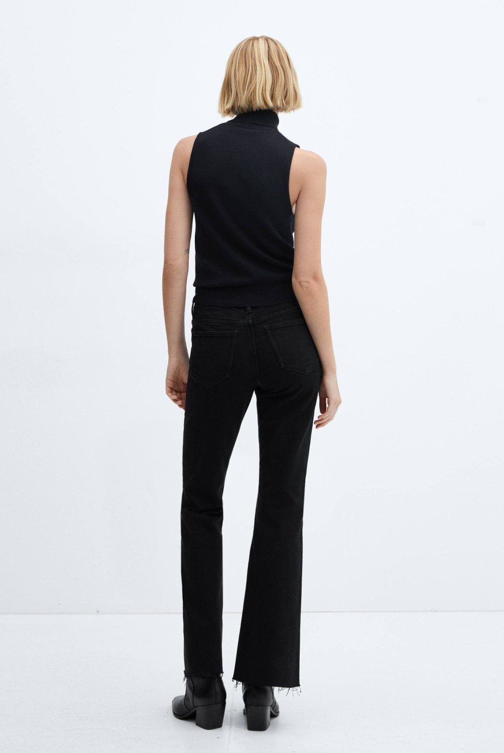 MANGO Jeans Flare Fiona Tiro Medio Mujer Mango | falabella.com