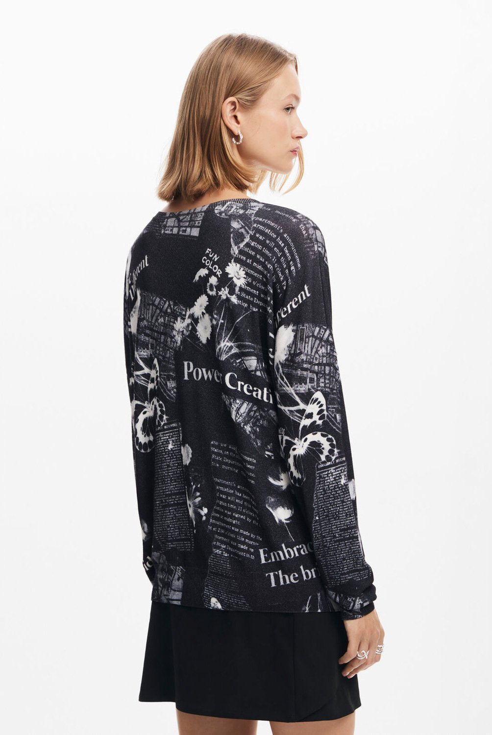 DESIGUAL Sweater Estampado Periódico Mujer Desigual | falabella.com