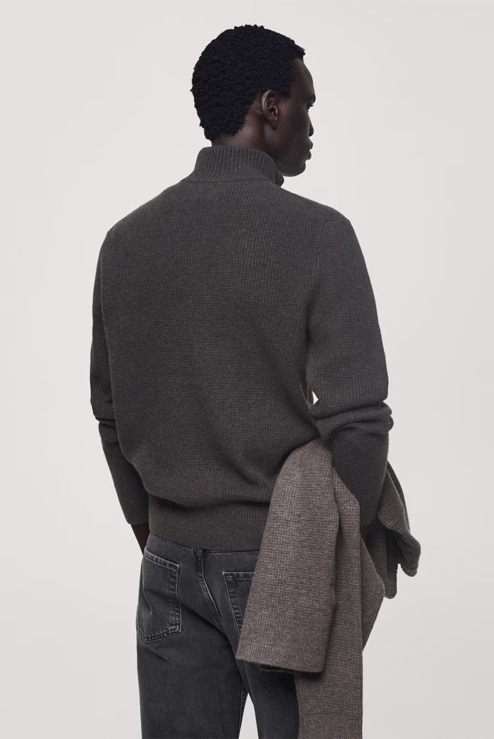 MANGO MAN Sweater Punto Cuello Perkins Hombre Mango Man | falabella.com