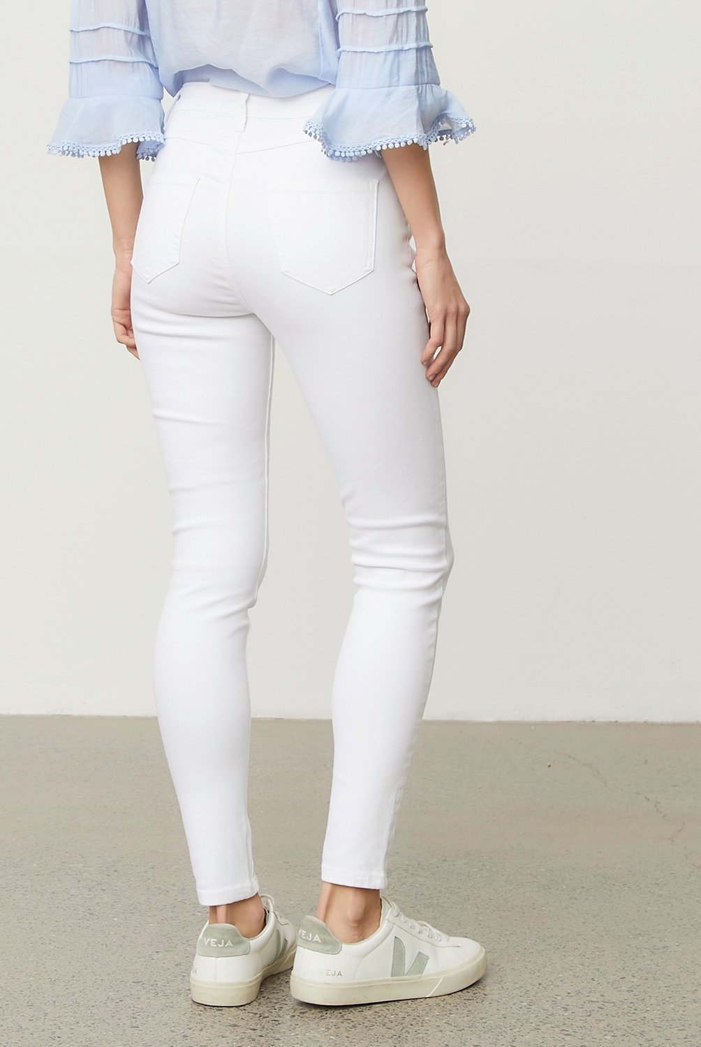 UNIVERSITY CLUB Pantalón Slim Tiro Alto Mujer University Club ...