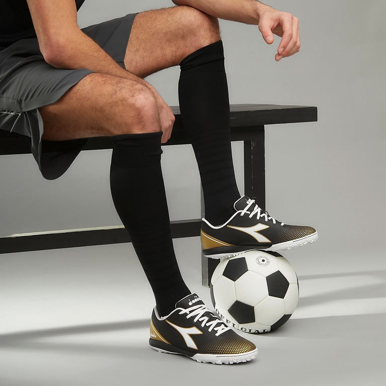 UMBRO Forza Bw Zapatilla Fútbol Hombre Negro Umbro | falabella.com