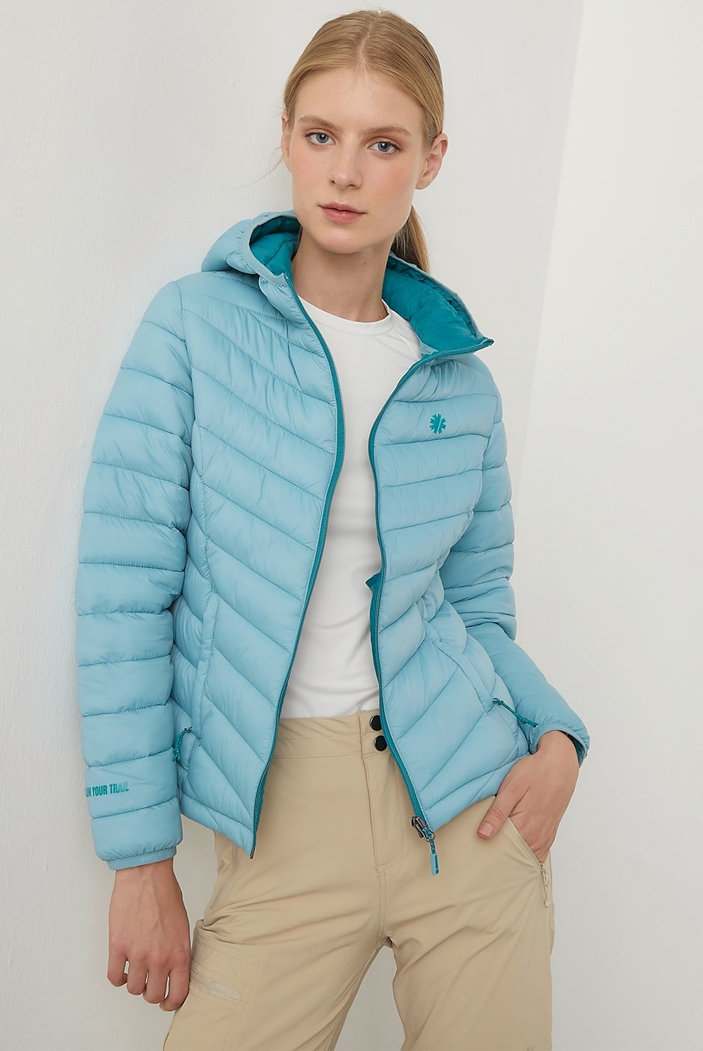 MOUNTAIN GEAR Parka Deportiva Mujer Mountain Gear | falabella.com