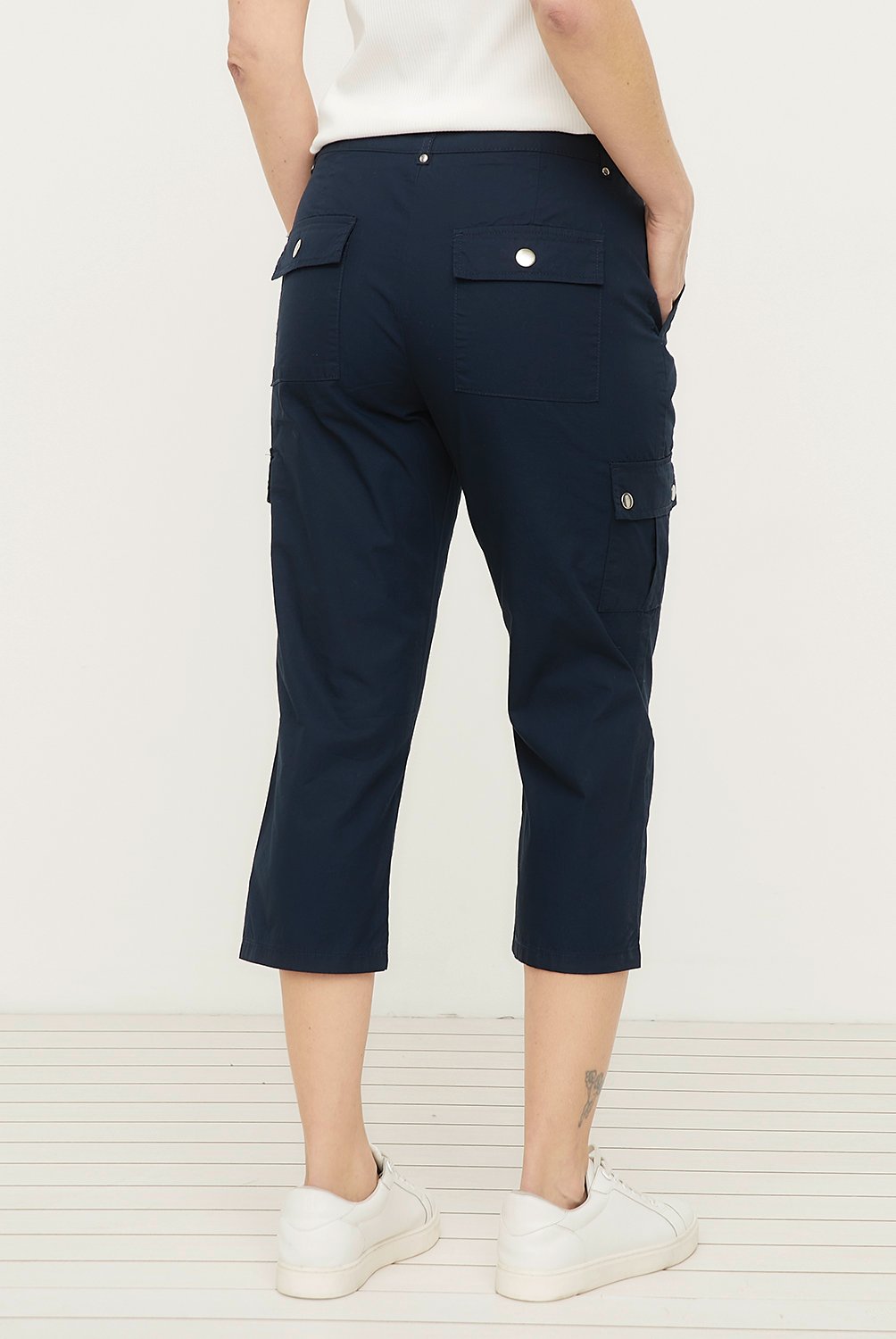 NEWPORT Pantalón Capri Mujer Tiro Medio Newport | falabella.com