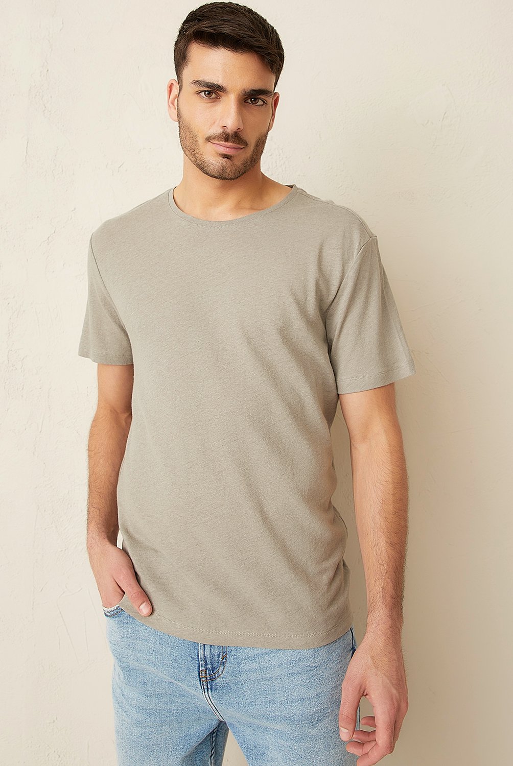 BASEMENT Polera Basement Regular Fit Lino Manga Corta | falabella.com