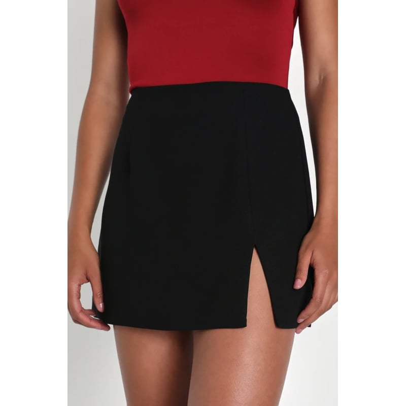 FALDA CORTA CEÑIDA CON ABERTURA REF-M10 GENERICO | falabella.com