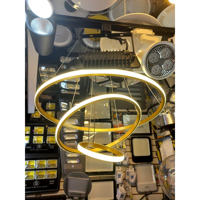 Lampara colgante led de 3 anillos color dorado Incluye control remoto ...
