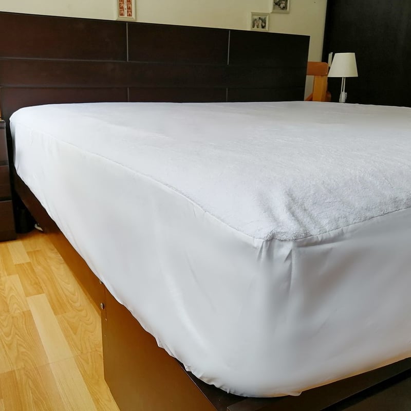 Protector de Colchón Impermeable - Queen SUIT THE BED | falabella.com