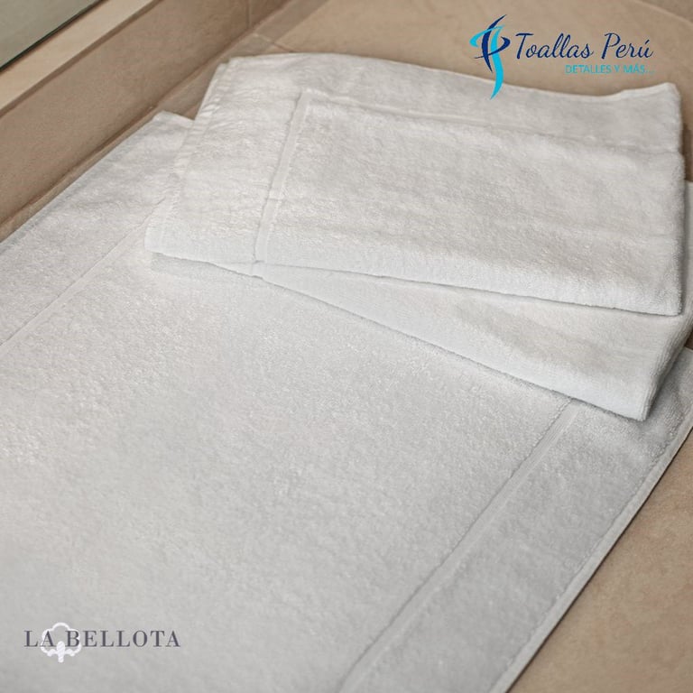 Toalla de Piso o Piso de Baño 770 grs/m2 "La Bellota" 75x50 cms. LA ...
