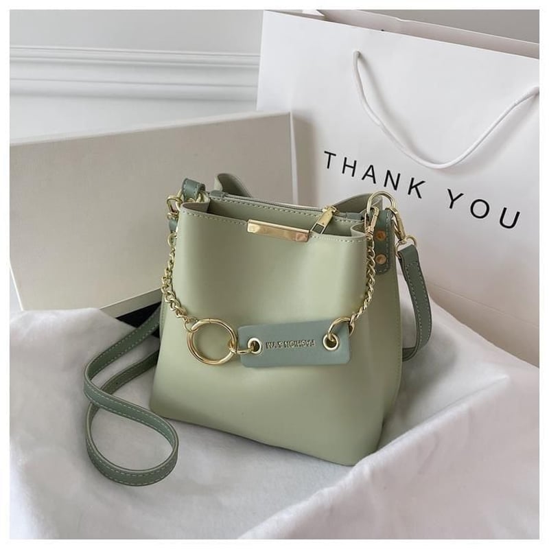 CARTERA ELEGANTE VERDE GENERICO | falabella.com