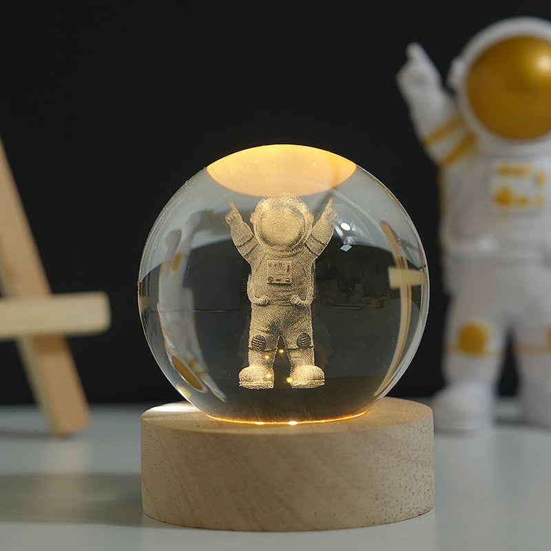 Esfera de Cristal LED Astronauta 3D con Base de Madera – 10 cm GENERICO ...