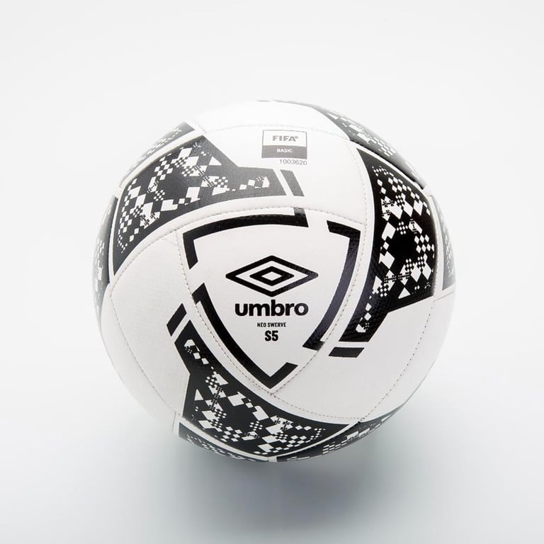 Pelota de Fútbol Neo Swerve Umbro UMBRO | falabella.com