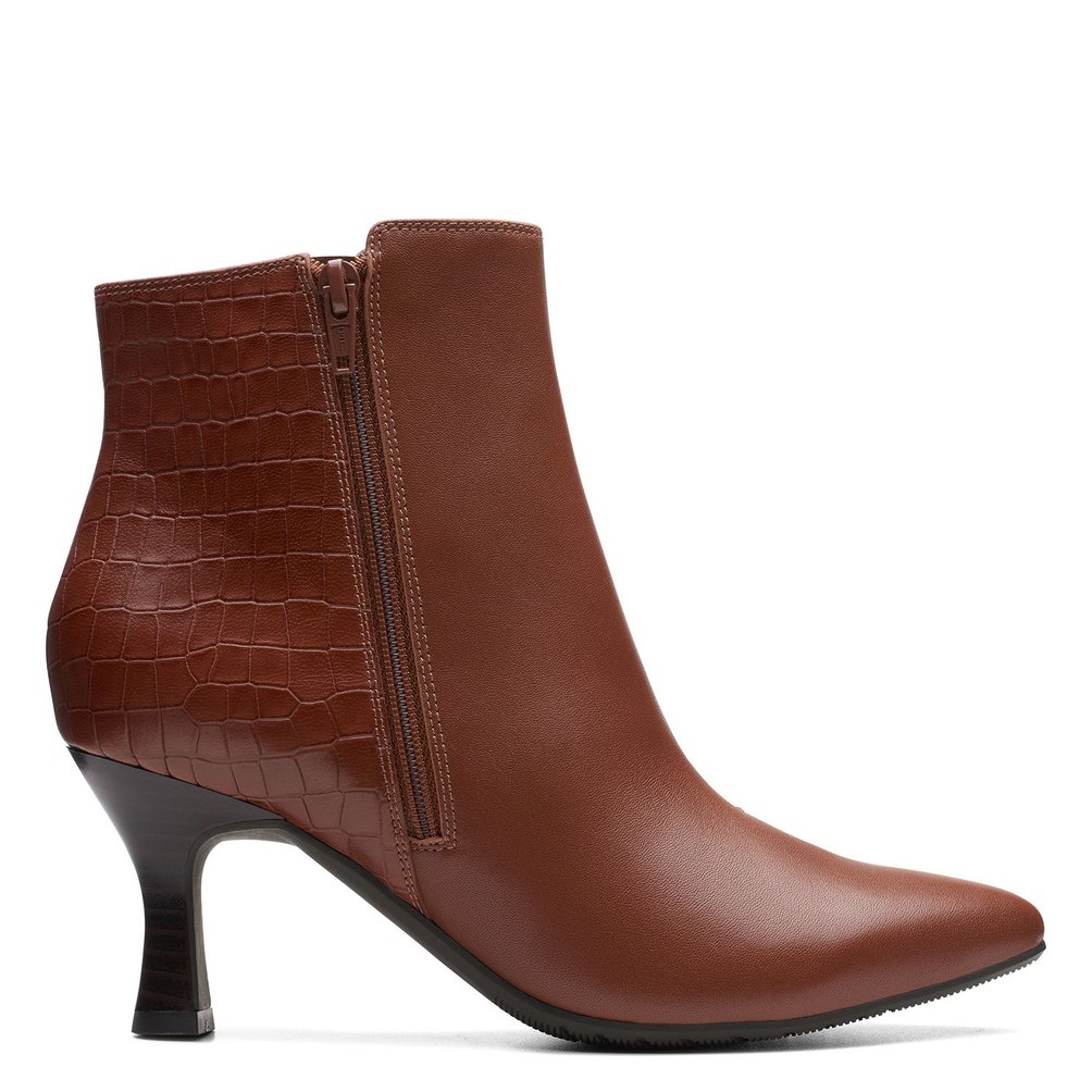 Botas Mujer Clarks Marrón CLARKS | falabella.com