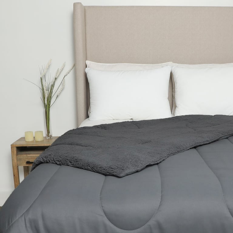 Edredón Liso Con Sherpa Mica MICA | falabella.com