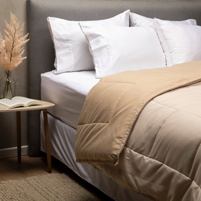 Edredón Liso Reversible Mica MICA | falabella.com