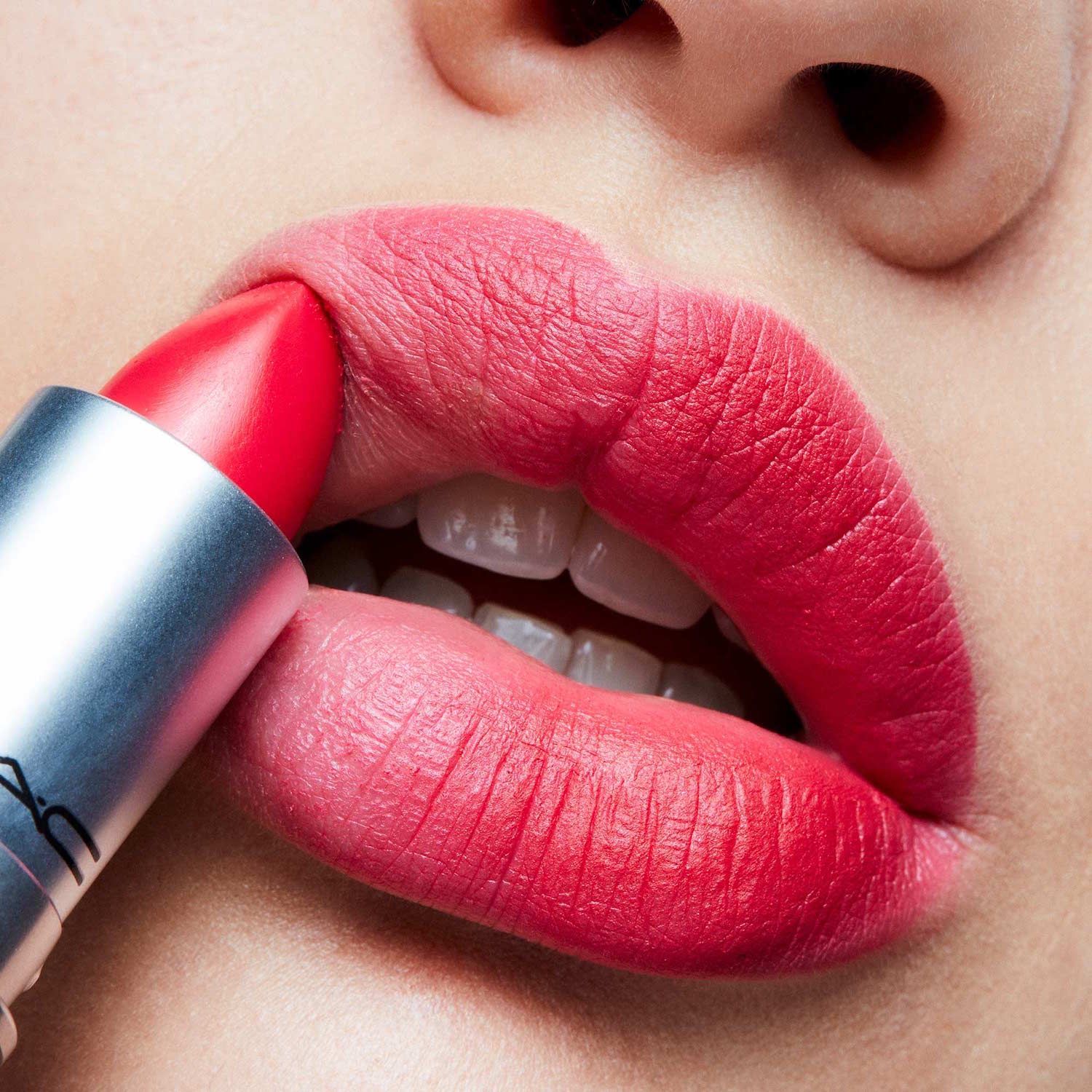 Labial Retro Matte Lipstick MAC | falabella.com