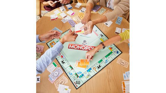 Juguete Monopoly Clásico Hasbro Games MONOPOLY | falabella.com