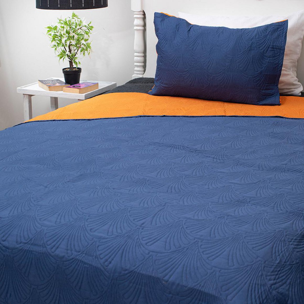 Quilt Bicolor Azul/Naranjo 1.5 plazas | Sodimac - Falabella