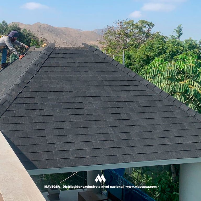 Teja Asfáltica Cambridge Negra 3.1m2 | Sodimac Falabella