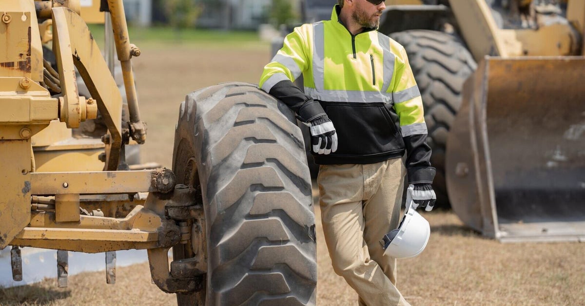 Understanding heavy equipment operator training - Intallias