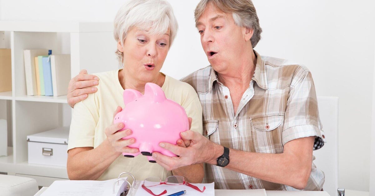 How Seniors Can Find Banks With Higher Interest on Savings - PaxFind